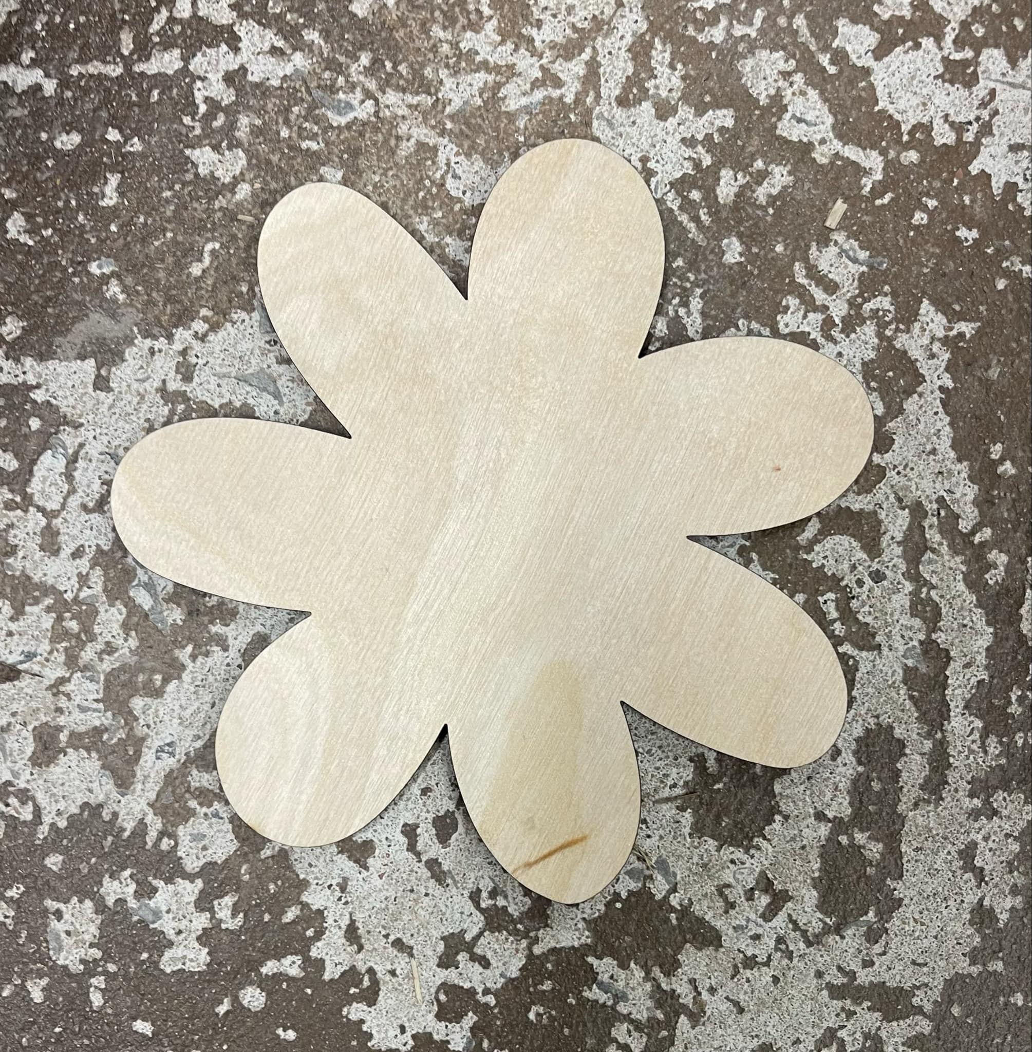 Whimsical Daisy Wood Craft Blank | MR. PEACOCK'S WOOD LLC